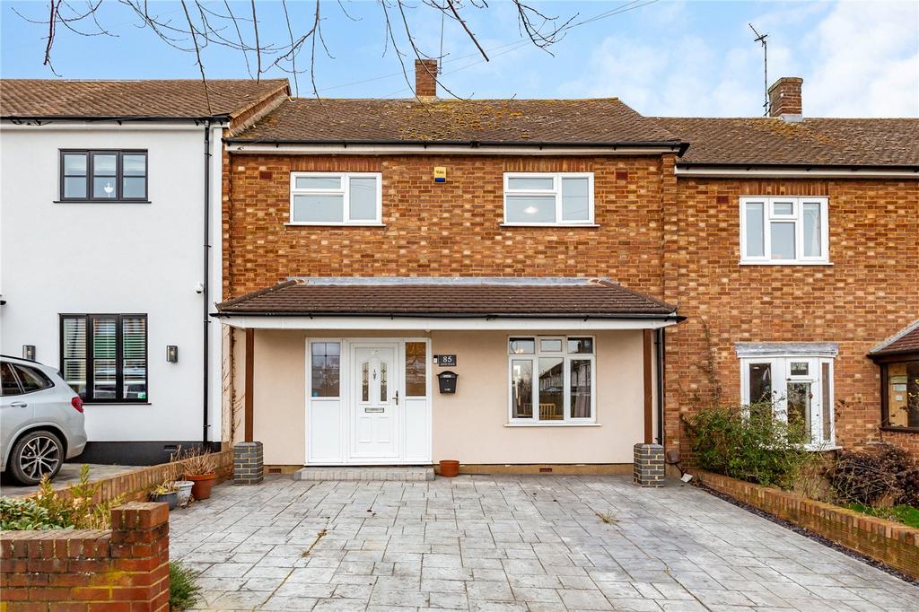Avon Road, Upminster, RM14 3 bed terraced house - £455,000