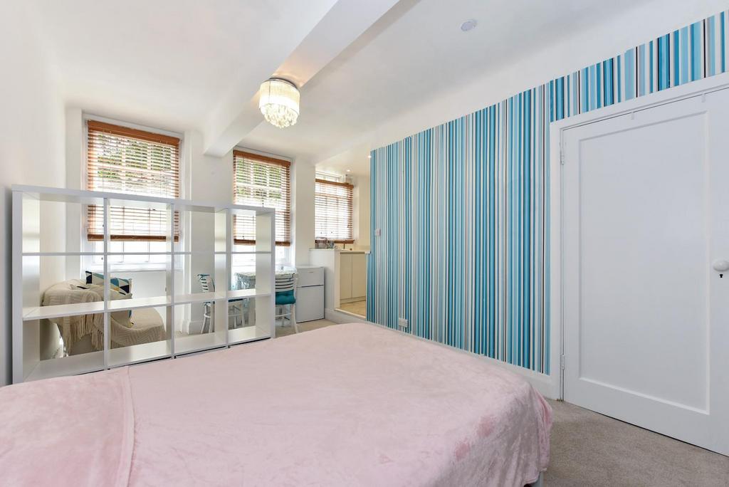 Portman Square, Marylebone, London, W1 Studio to rent - £2,100 pcm (£ ...
