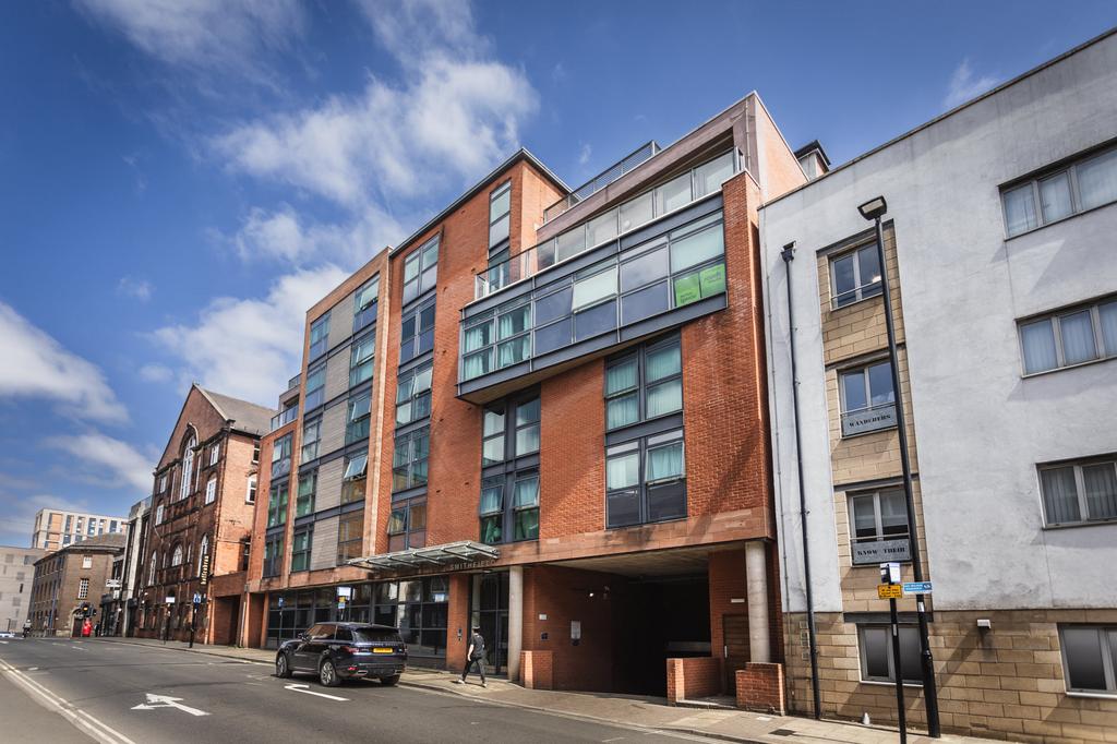 Rockingham Street, Sheffield S1 2 bed flat for sale - £100,000
