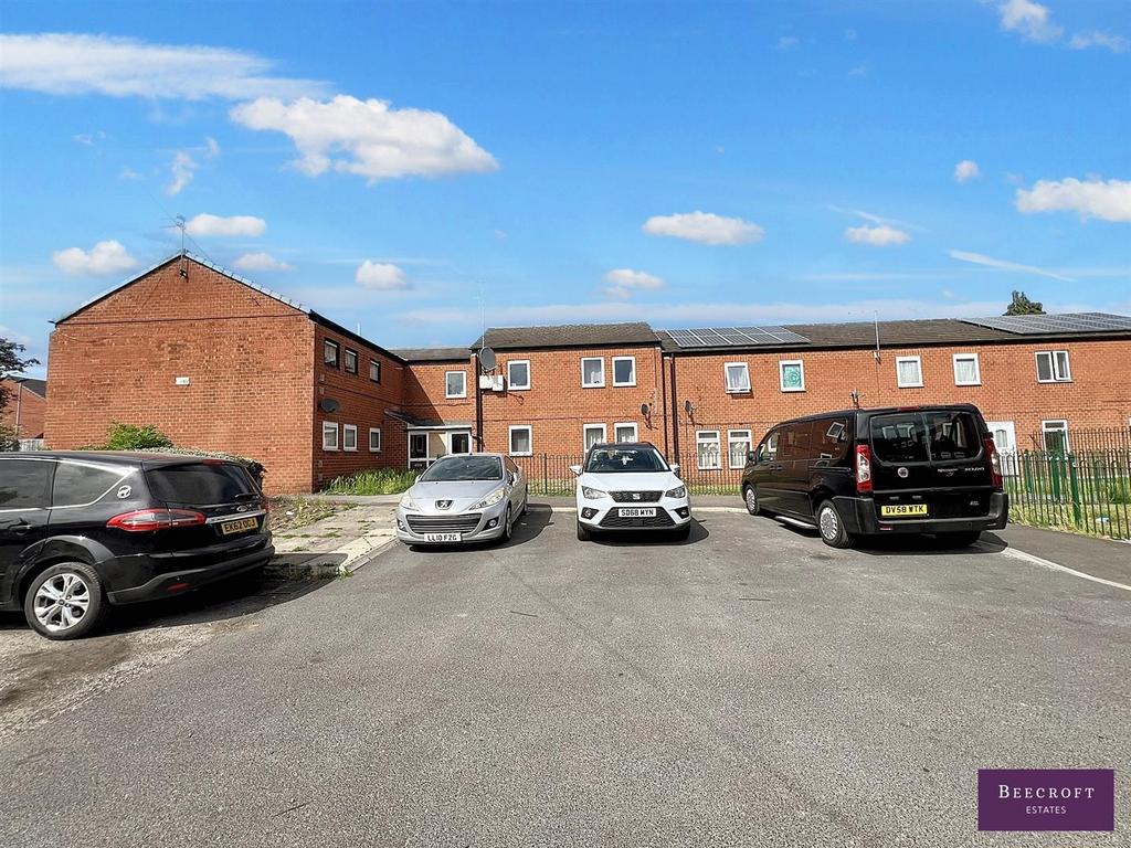 Marlborough Close, Thurnscoe, Rotherham 2 bed property for sale - £70,000