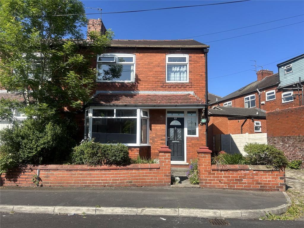 Miller Road, Coppice, Oldham, OL8 3 bed end of terrace house for sale ...