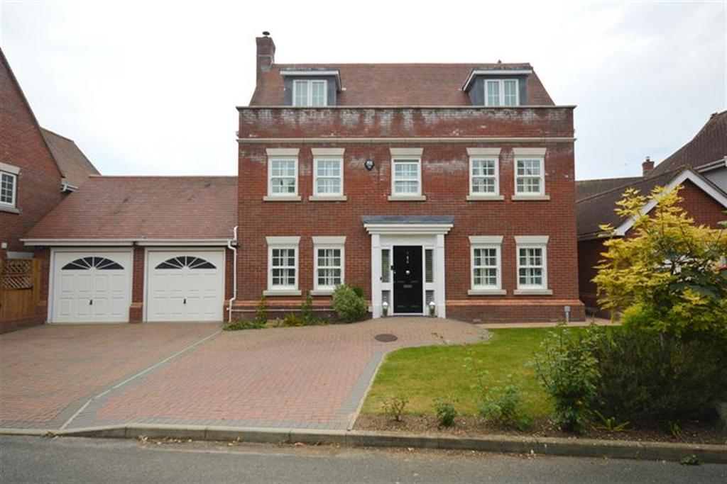 Quilberry Drive, Braintree, CM77 5 bed detached house for sale - £700,000