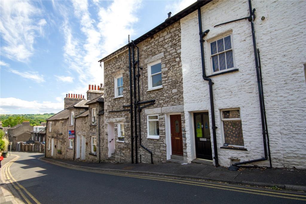 Captain French Lane, Cumbria LA9 3 bed terraced house to rent - £1,000 ...