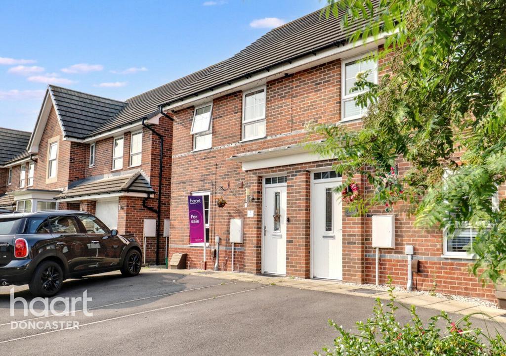 Popular Mews, Doncaster 3 bed semi-detached house for sale - £220,000