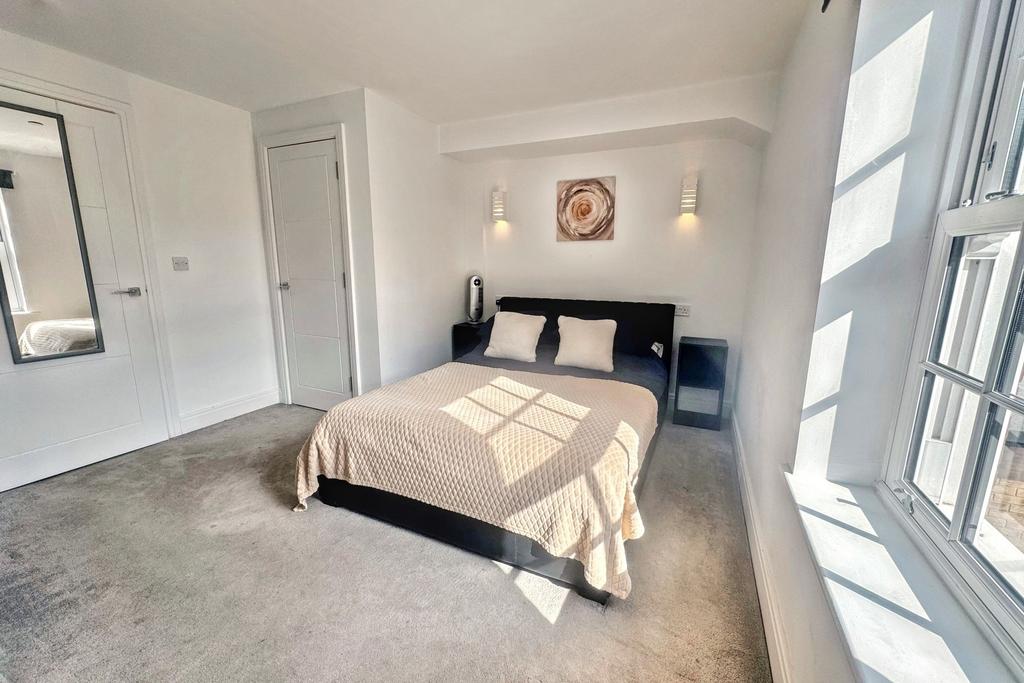 Bournemouth 1 bed flat for sale - £125,000