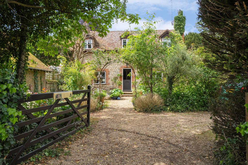 Bakers Lane, Brightwell-cum-Sotwell... 3 bed cottage for sale - £800,000
