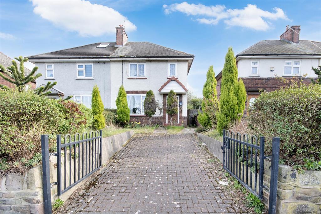 Fitzwilliam Road, Rotherham 2 bed semi-detached house - £100,000