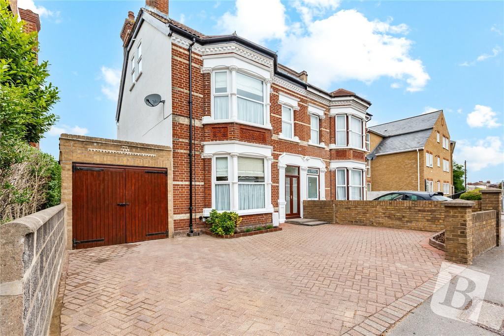 Wrotham Road, Gravesend, Kent, DA11 5 bed semi-detached house for sale ...