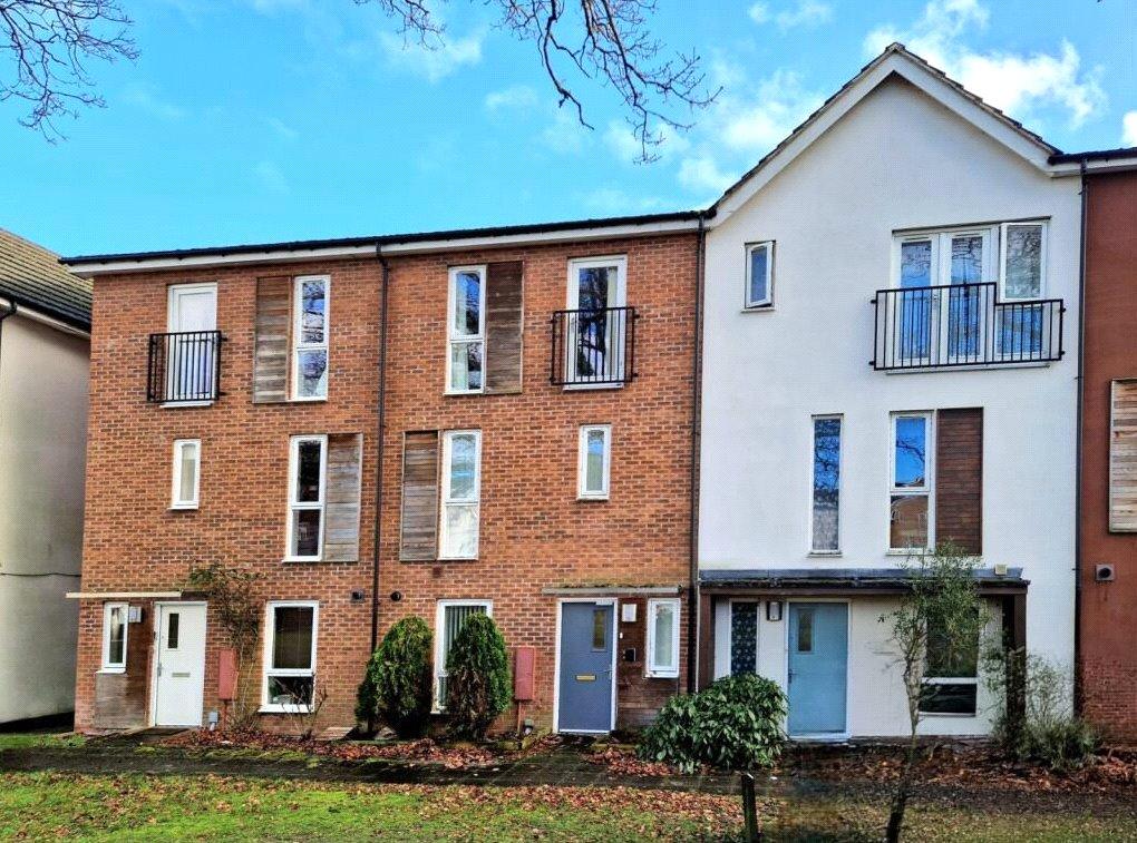 Vulcan Drive, Bracknell, RG12 4 bed townhouse to rent - £2,250 pcm (£ ...