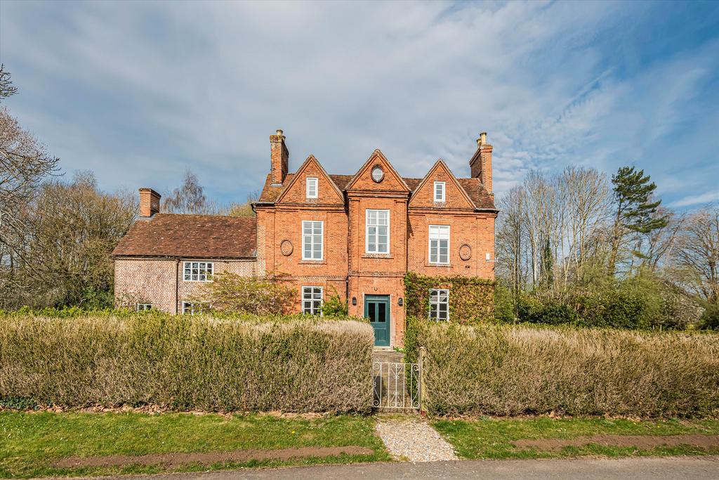 Bramley, Tadley, Hampshire, RG26 7 bed detached house for sale - £1,500,000