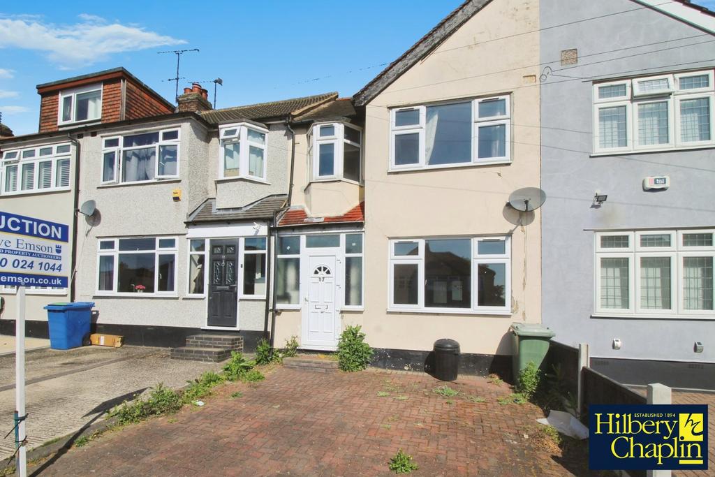 The Drive, Collier Row, Romford, RM5 3 bed terraced house - £375,000