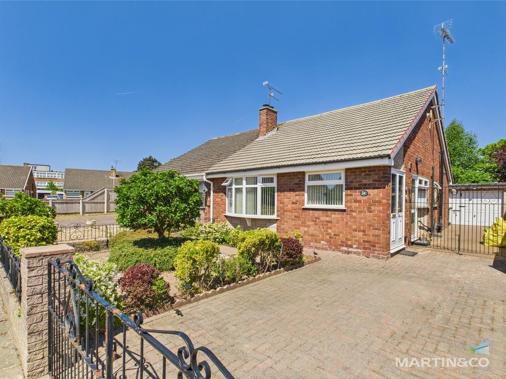 Rothesay Dr, Wirral CH62 2 bed semi-detached bungalow for sale - £250,000