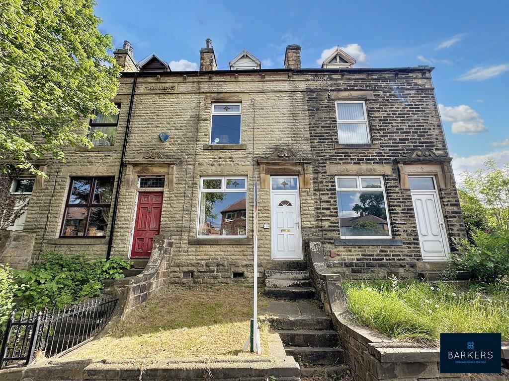 Carlinghow Lane, Batley 3 bed terraced house - £160,000