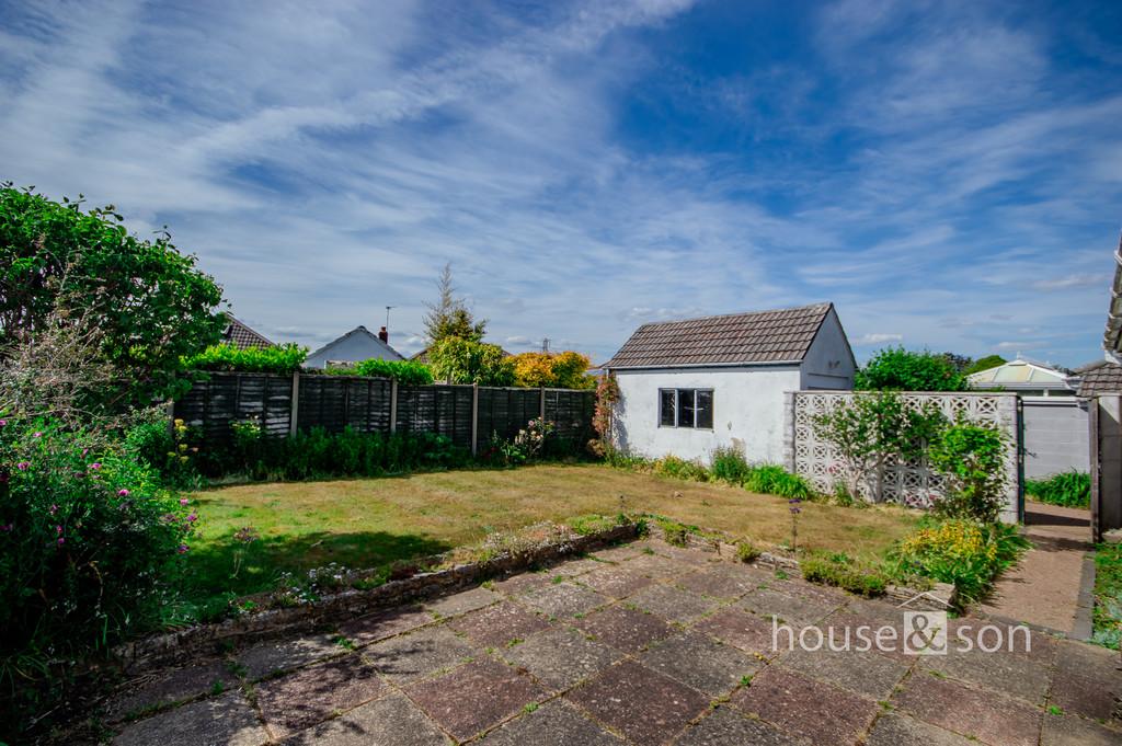Greystoke Avenue, Bournemouth 2 bed detached bungalow for sale - £350,000
