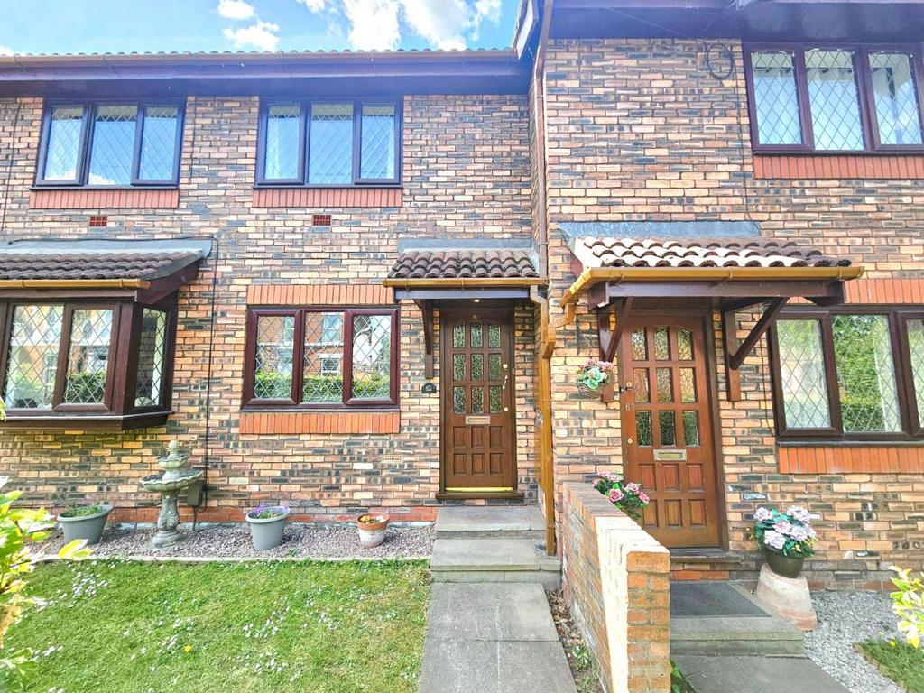 Hall Street, Offerton, Stockport, SK1 2 bed apartment to rent - £950 ...
