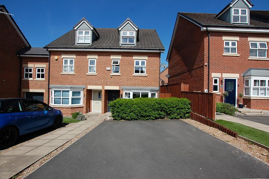 Shire Croft, Ashton-under-Lyne OL5 3 bed semi-detached house - £310,000