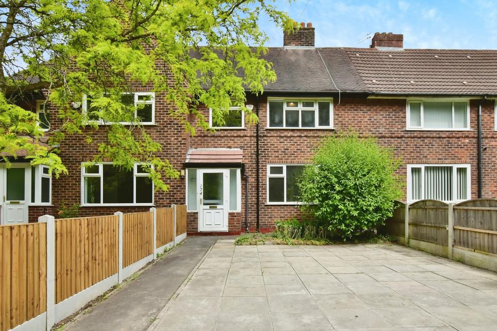 Crossacres Road, Greater Manchester M22 3 bed terraced house for sale ...