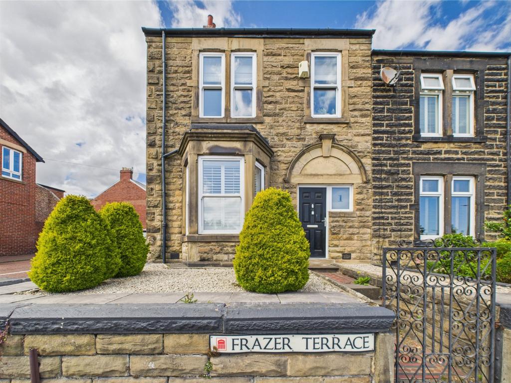 Frazer Terrace, Gateshead NE10 4 bed end of terrace house for sale - £ ...