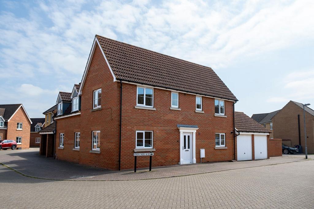 Sheepwash Way, Longstanton, CB24 4 bed detached house for sale - £440,000