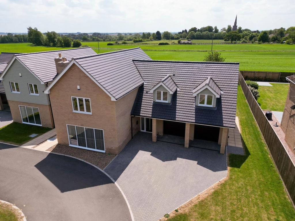 Plot 1 Mill Gardens Mill Lane... 4 bed detached house for sale - £850,000