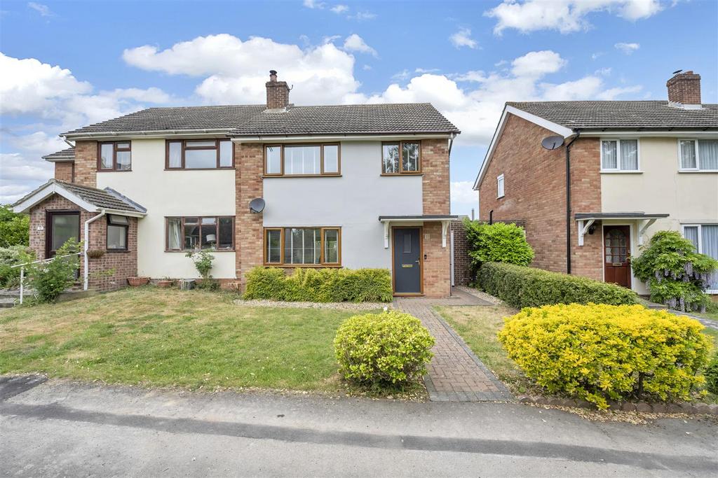 Boyden Close, Wickhambrook, Newmarket 3 bed semi-detached house for ...