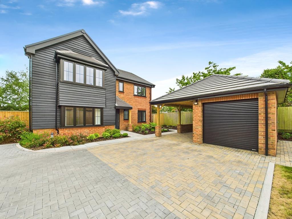 Botley Road, Southampton SO31 4 bed detached house for sale - £899,950