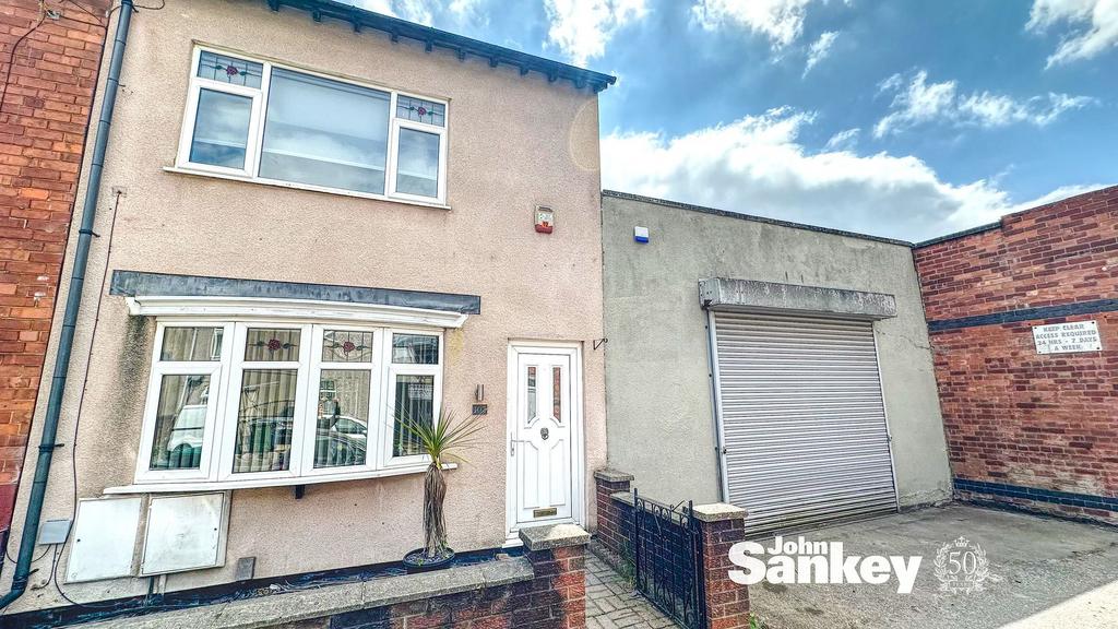 Dallas Street, Mansfield, NG18 2 bed semi-detached house for sale - £ ...