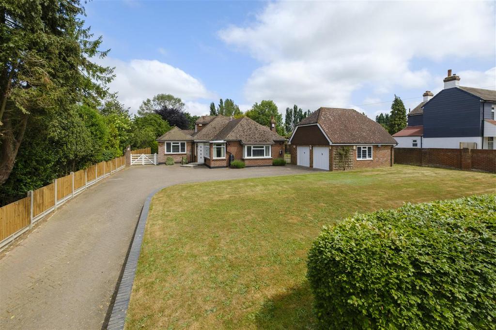 The Gables, 74 London Road, Newington 6 bed detached house for sale - £ ...