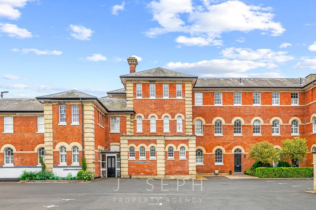 Ribbans Park Road, Ipswich, IP3 1 bed apartment - £210,000