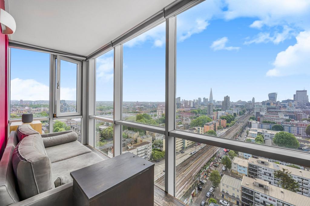 Kelday Heights, 2 Spencer Way, London 2 bed flat for sale - £560,000
