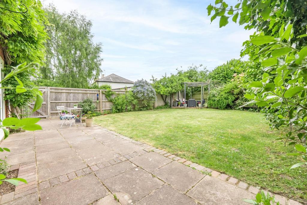 Station Road, Long Marston, Tring 4 bed detached house - £750,000