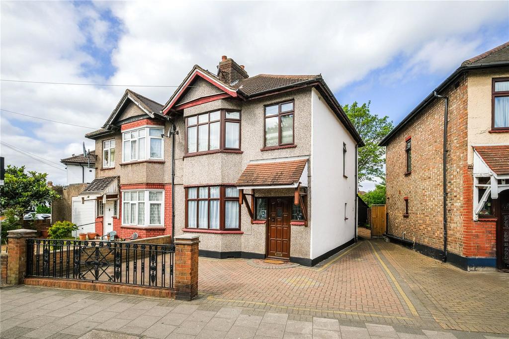 Whalebone Lane North, Chadwell Heath RM6 3 bed semi-detached house for ...