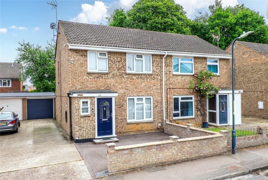 Betsham Road, Maidstone, Kent, ME15 3 bed semi-detached house for sale ...