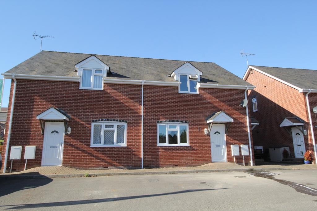 Lymington Bottom Road, Medstead... 1 bed apartment to rent - £800 pcm ...