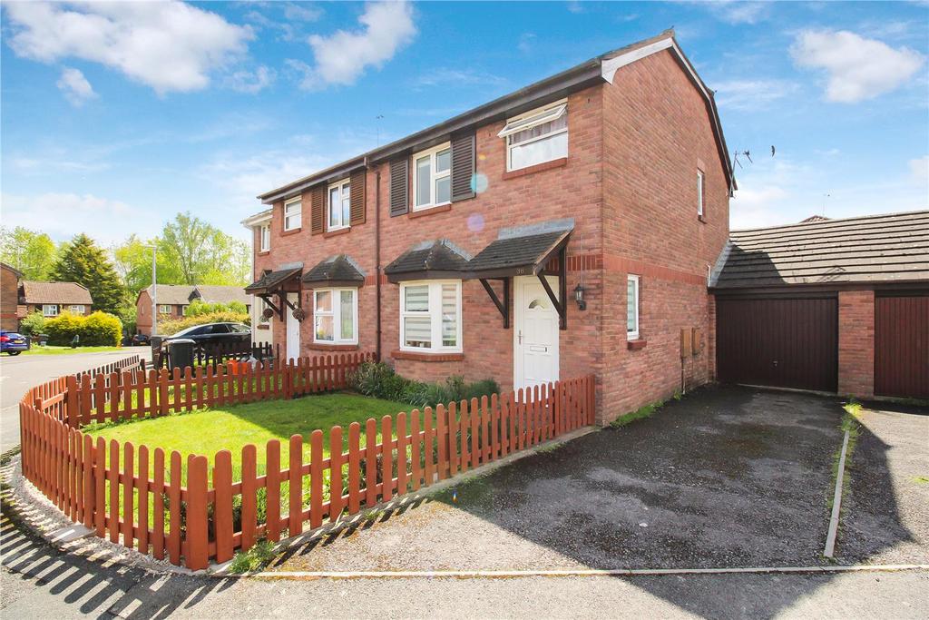 Castleton Road, Middleleaze, Swindon... 3 bed end of terrace house for ...