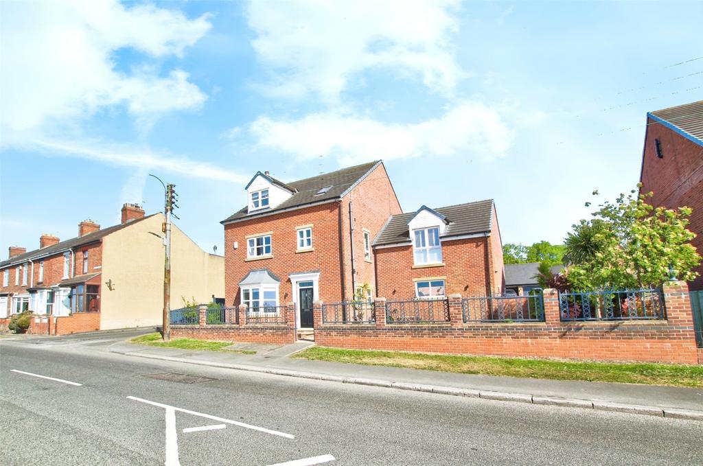 Canney Hill, Coundon Gate, Bishop... 6 bed detached house for sale - £ ...