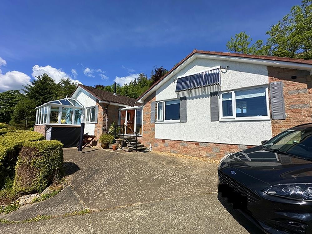 Shore Road, Kilmun, Argyll and Bute... 3 bed bungalow - £385,000