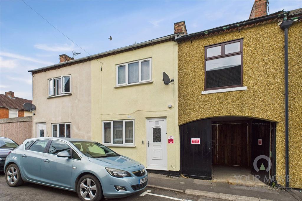 Burghley Close, Kettering NN14 2 bed terraced house for sale - £165,000