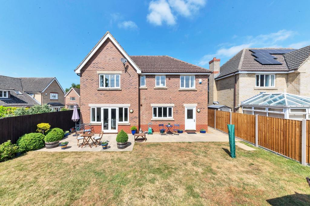 Hillside Meadow, Ely CB7 4 bed detached house for sale - £575,000