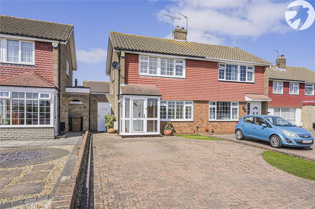 Iron Mill Lane, Crayford, Kent, DA1 3 bed semi-detached house for sale - £400,000