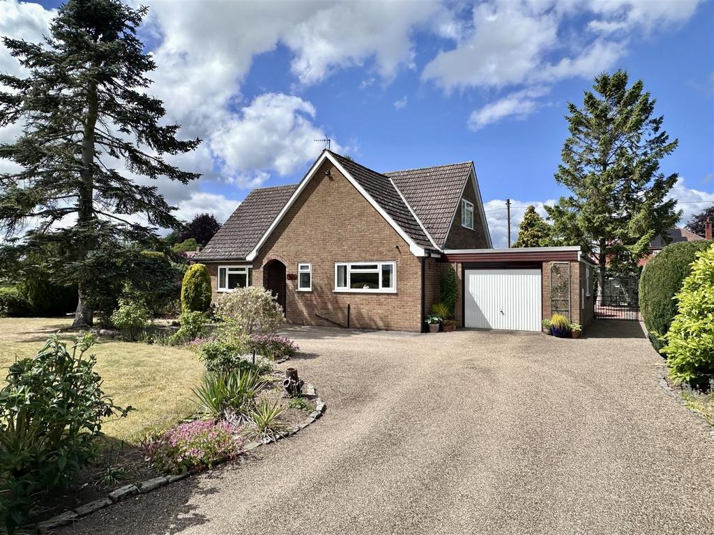 Welham Road, Norton YO17 3 bed detached house for sale - £520,000