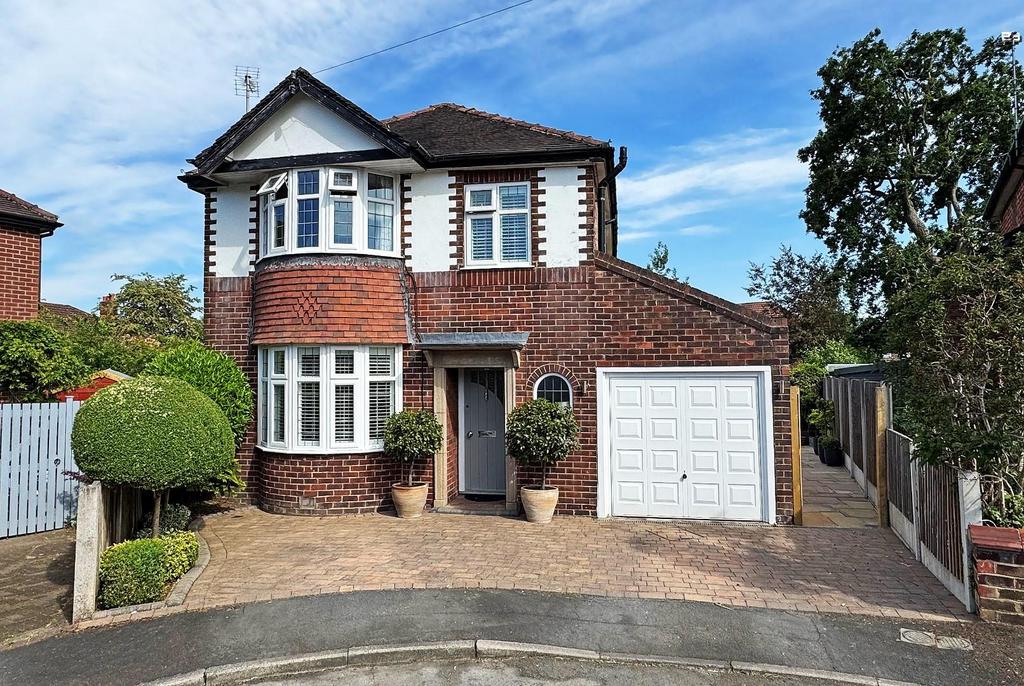 Wingate Drive, Timperley 3 bed detached house for sale - £660,000
