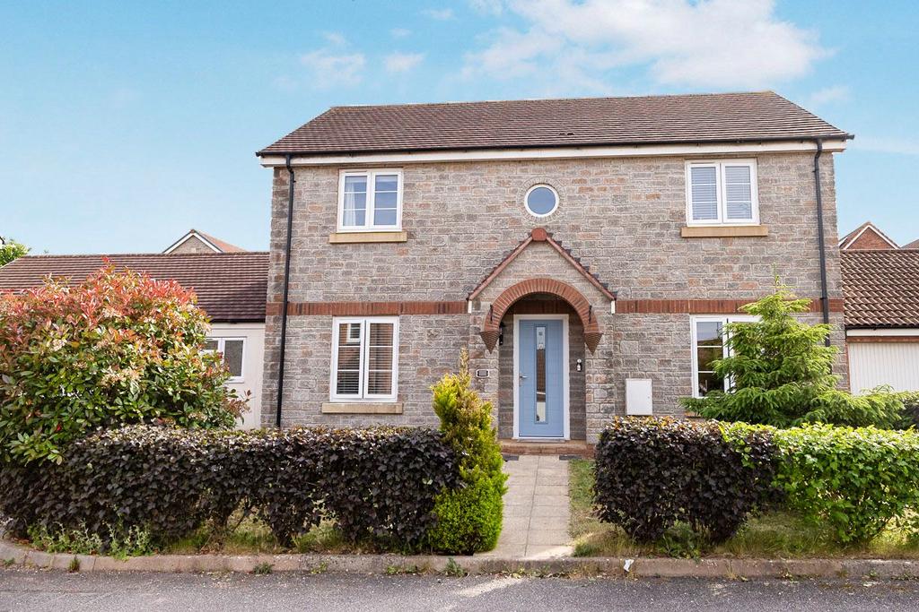 Cranbrook, Exeter EX5 4 bed detached house for sale - £400,000