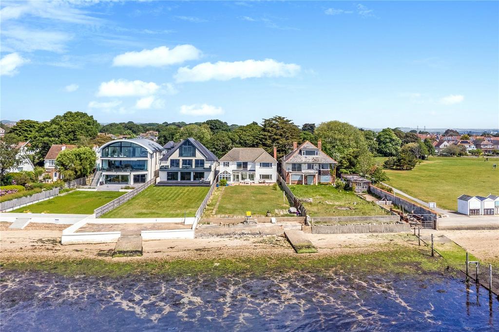Branksea Avenue, Poole, Dorset, BH15 5 bed detached house for sale - £ ...