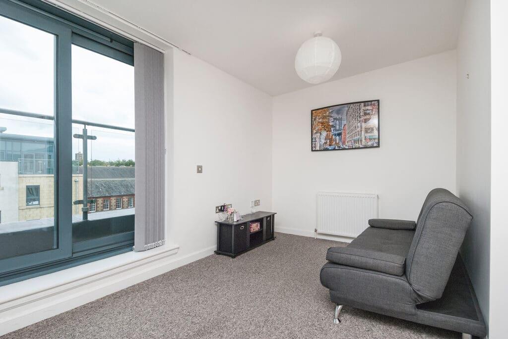 2298L – Handyside Place, Edinburgh... 1 bed flat - £1,185 pcm (£273 pw)