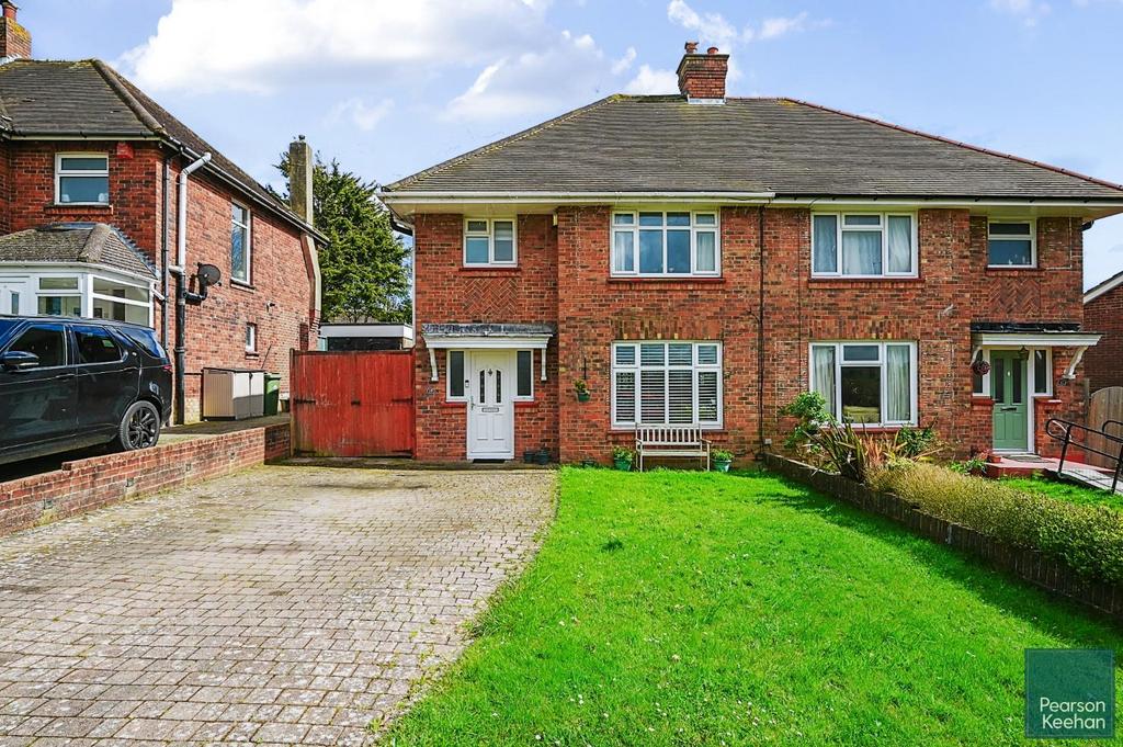 King George Vi Drive, Hove 3 bed house for sale - £619,950