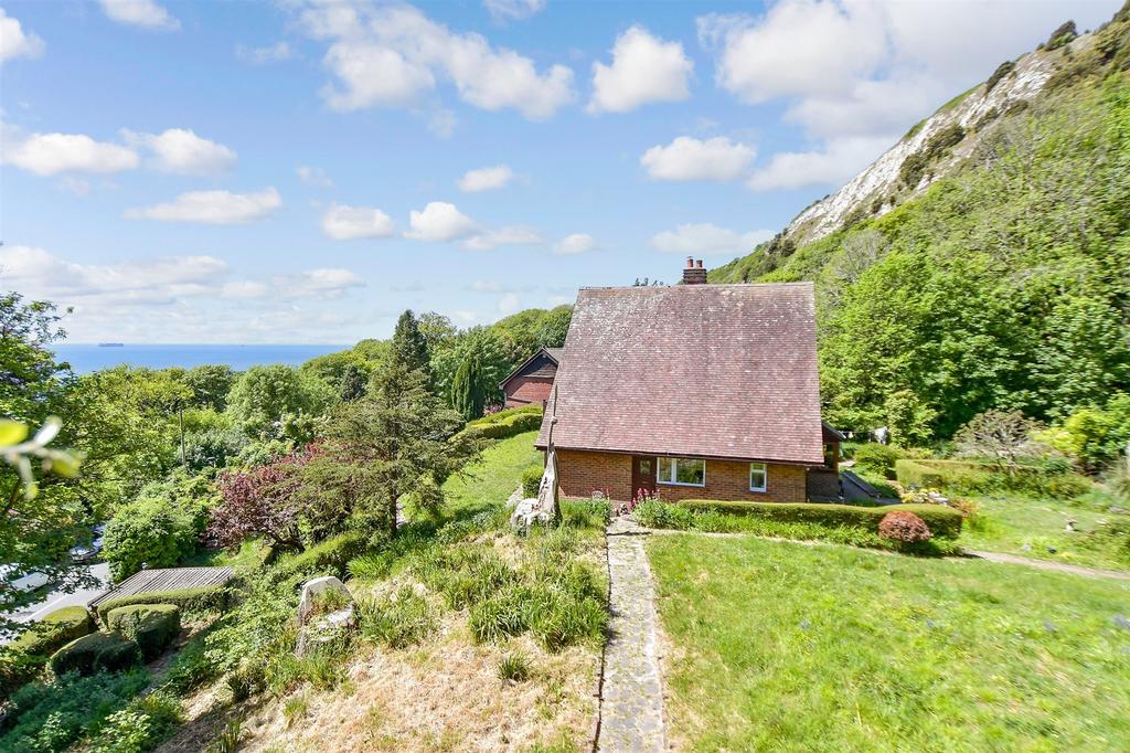 Undercliff Drive, St. Lawrence, Isle... 4 bed detached house for sale ...