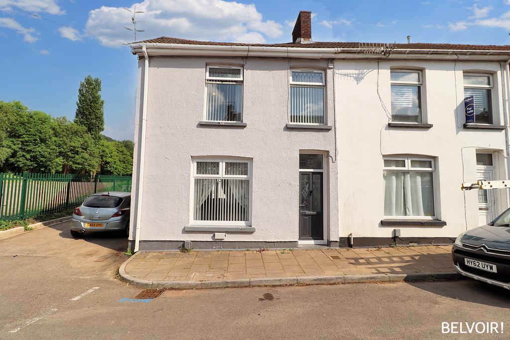 Egypt Street, Pontypridd CF37 3 bed end of terrace house - £160,000