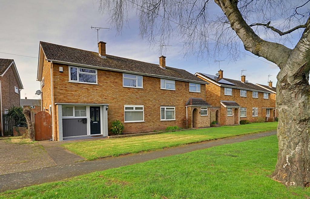 Haresfield Close, Worcester, WR4 3 bed apartment to rent - £1,050 pcm ...