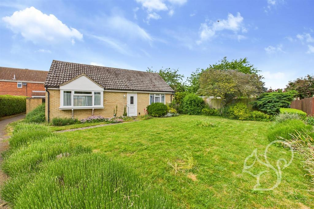 Kings Road, Glemsford 2 bed detached bungalow for sale - £290,000
